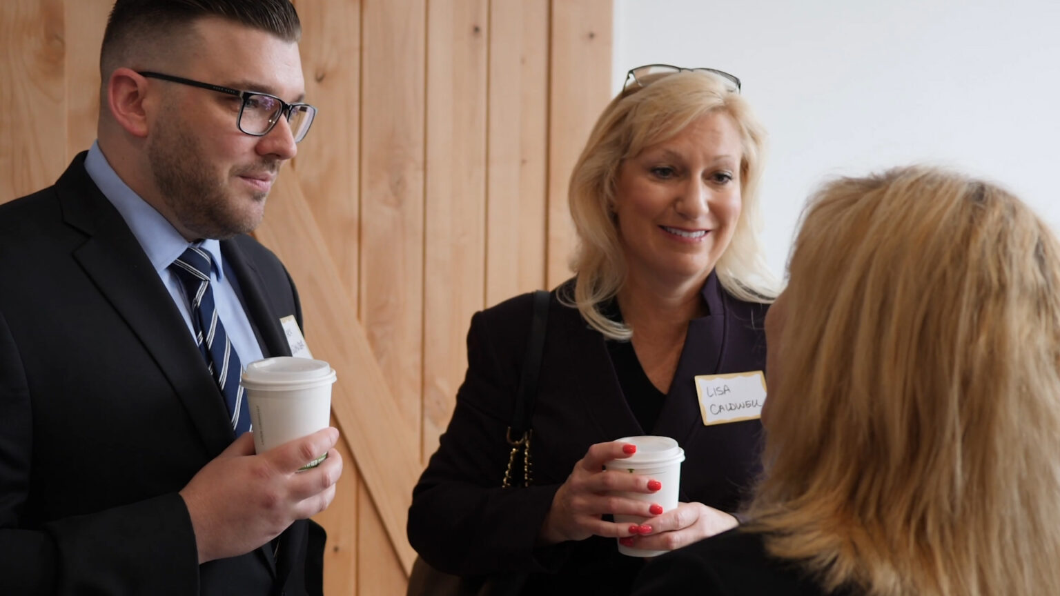 Collaboration, Not Competiton, Helps Top Agents Thrive | Side