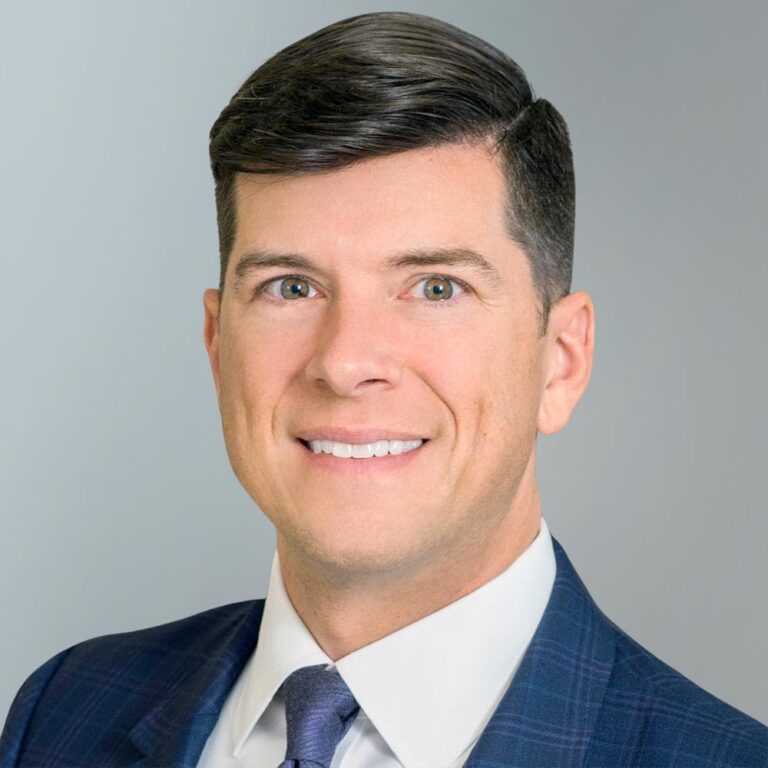 Leslie Johnson | Side